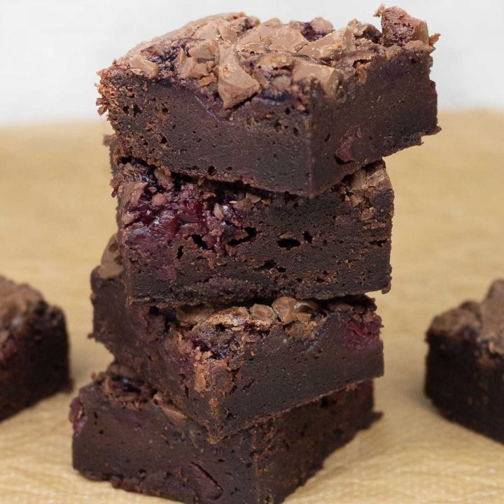 Brownies With Cherry Pie Filling - Recipe Tale