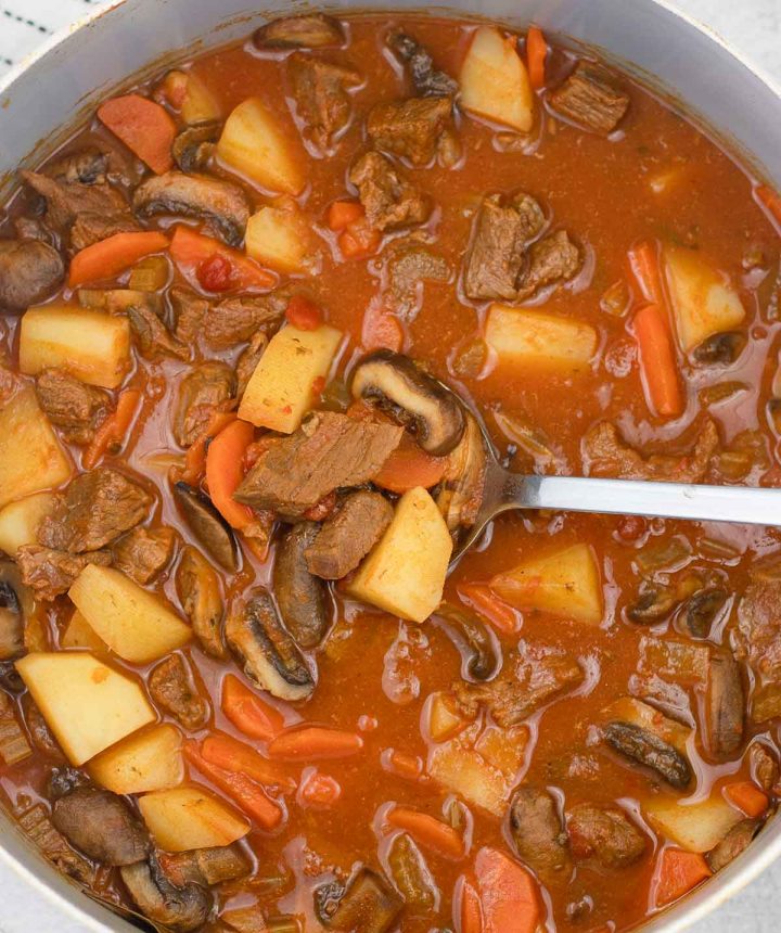 Beef Stew with Tomato Sauce - Recipe Tale