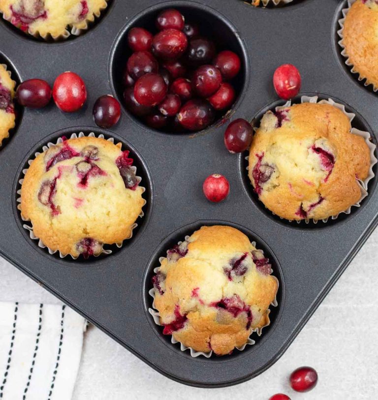 Fresh Cranberry Muffins - Super Easy - Recipe Tale