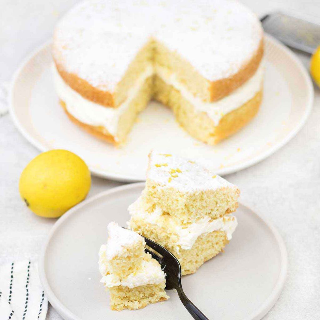 Lemon Victoria Sponge Cake - Recipe Tale