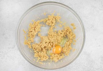 Cloud Cookies With Chocolate Chips - Recipe Tale